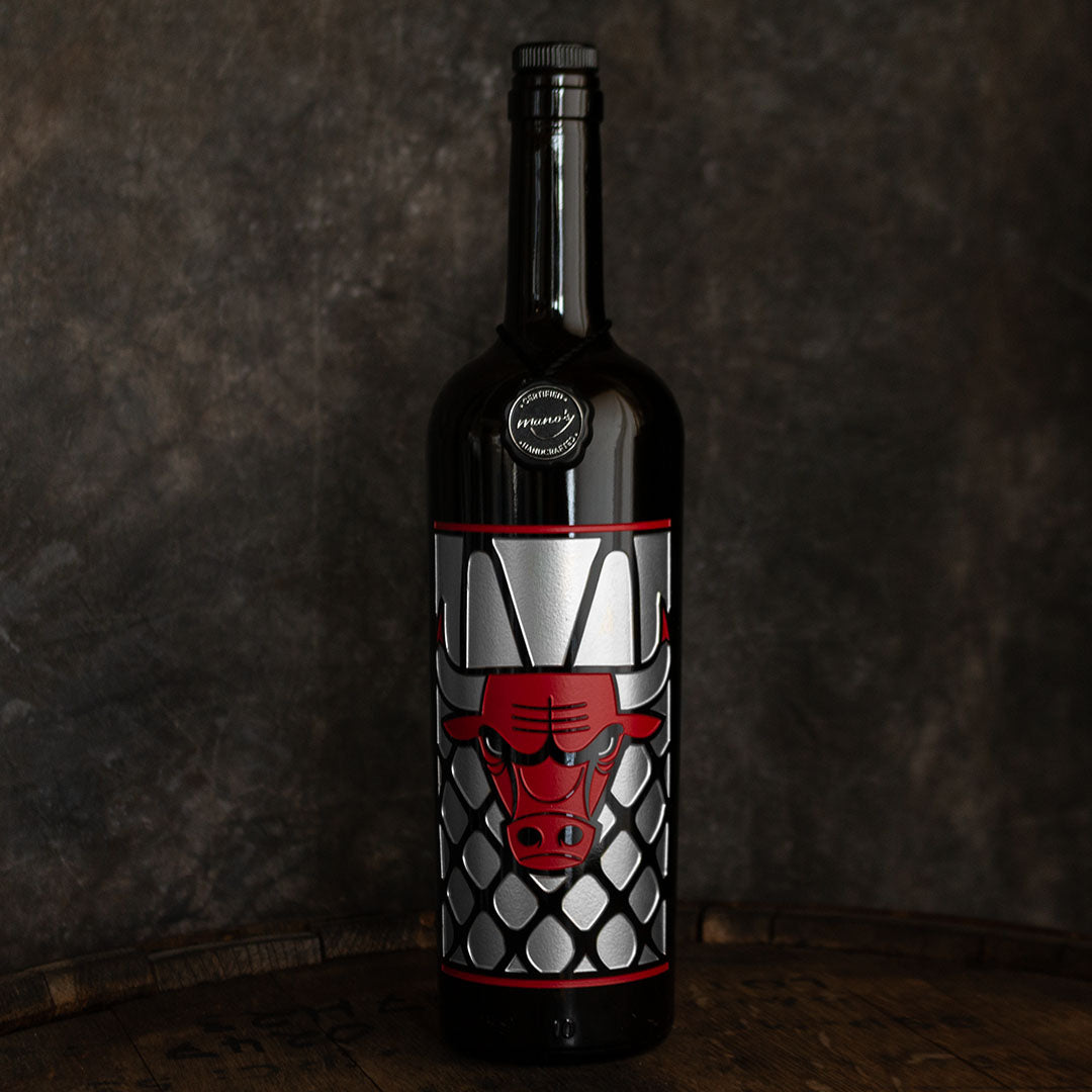 Chicago Bulls Net Display Bottle – Mano's Wine