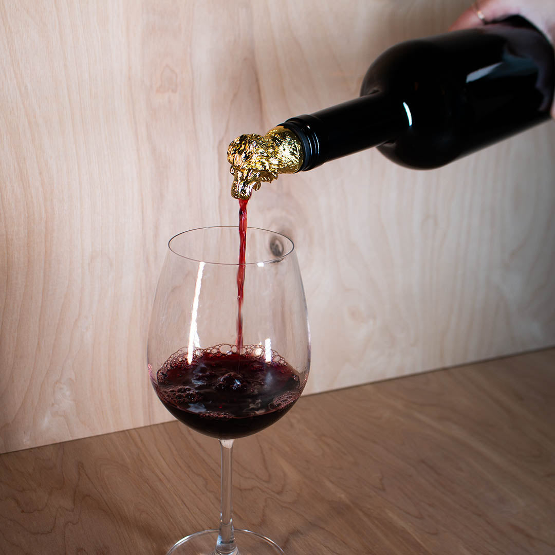 Roaring Lion Wine Spout – Mano's Wine
