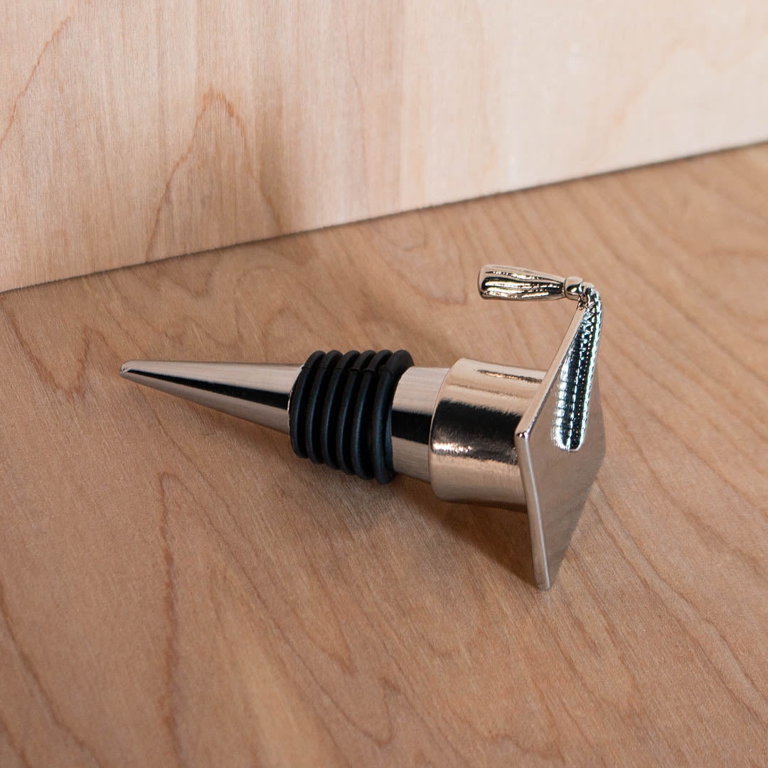 Silver Graduation Cap Wine Stopper – Mano's Wine